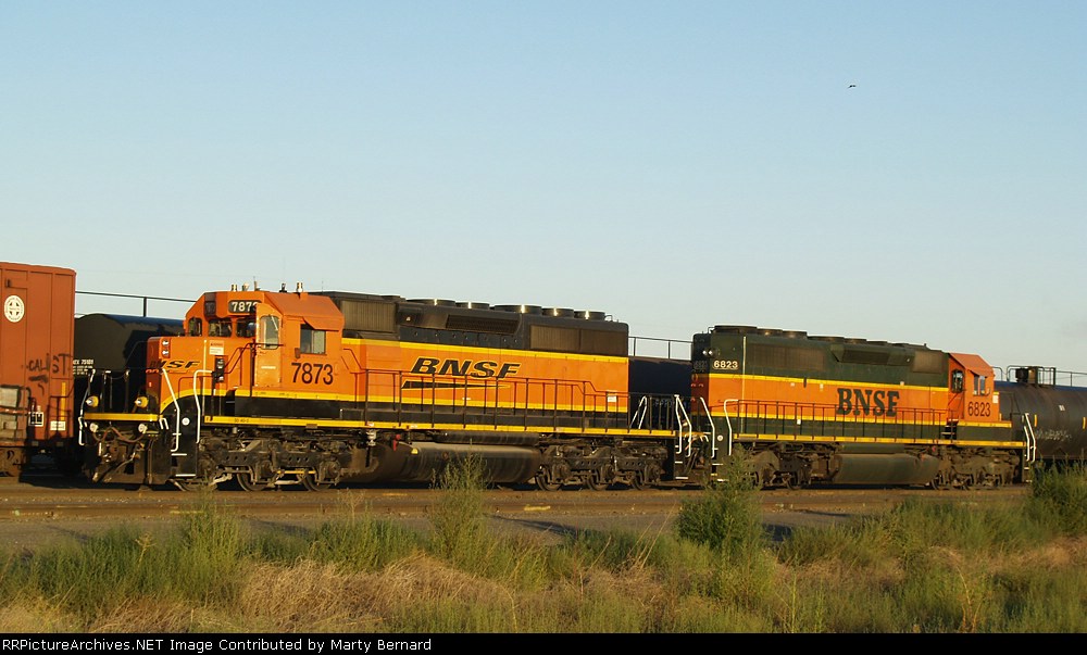 BNSF 7873 and 6823